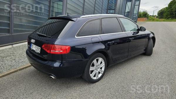 Zils Audi A4 2010 Liepāja, ar dzinēja tilpumu 2.70 L un nobraukumu 347 tūkst. km par 5500 €, foto 5 vietnē AUTOMOTO.COM.LV