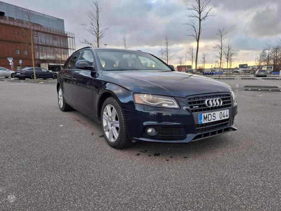 Zils Audi A4 2011 Klaipėda, ar dzinēja tilpumu 1.98 L un nobraukumu 122 tūkst. km par 5000 €, foto 1 vietnē AUTOMOTO.COM.LV