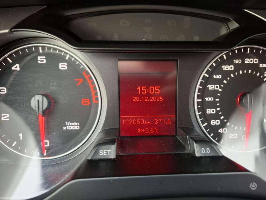 Zils Audi A4 2011 Klaipėda, ar dzinēja tilpumu 1.98 L un nobraukumu 122 tūkst. km par 5000 €, foto 14 vietnē AUTOMOTO.COM.LV