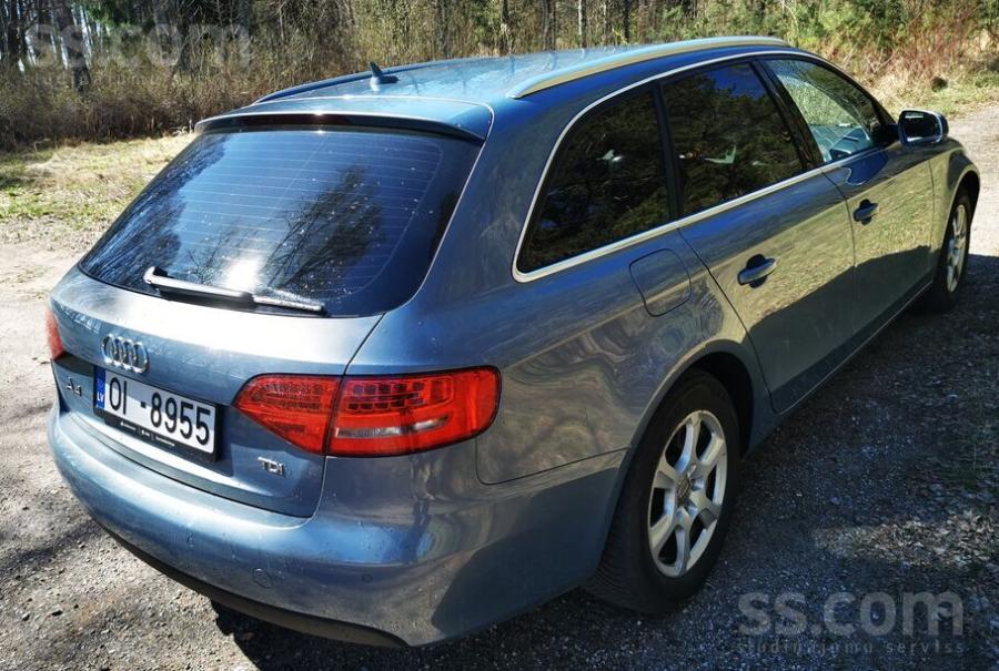 Zils Audi A4 2011 Daugavpils, ar dzinēja tilpumu 2.00 L un nobraukumu 215 tūkst. km par 6050 €, foto 4 vietnē AUTOMOTO.COM.LV