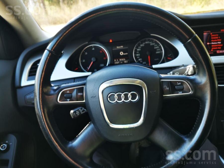 Zils Audi A4 2011 Daugavpils, ar dzinēja tilpumu 2.00 L un nobraukumu 215 tūkst. km par 6050 €, foto 8 vietnē AUTOMOTO.COM.LV