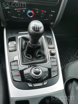 Zils Audi A4 2011 Daugavpils, ar dzinēja tilpumu 2.00 L un nobraukumu 215 tūkst. km par 6050 €, foto 19 vietnē AUTOMOTO.COM.LV