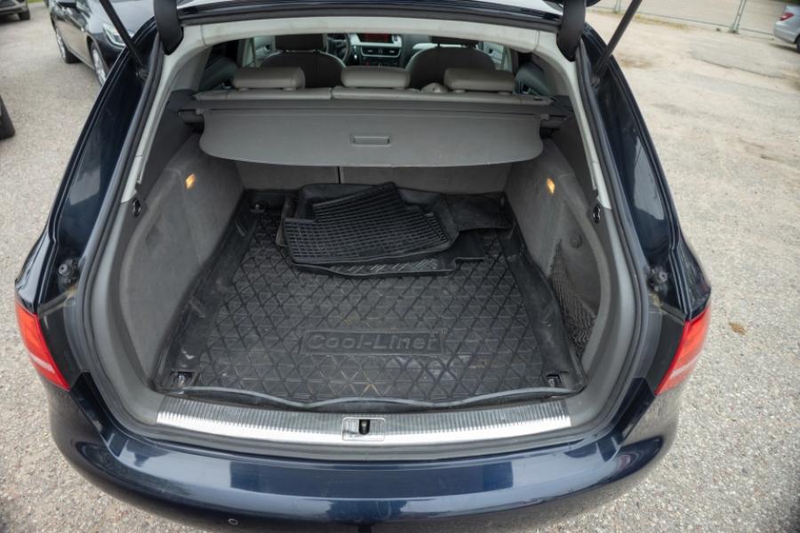 Zils Audi A4 2011 Rīga, ar dzinēja tilpumu 2.00 L un nobraukumu 307 tūkst. km par 5350 €, foto 22 vietnē AUTOMOTO.COM.LV