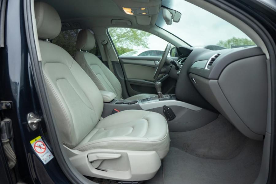 Zils Audi A4 2011 Rīga, ar dzinēja tilpumu 2.00 L un nobraukumu 307 tūkst. km par 5350 €, foto 29 vietnē AUTOMOTO.COM.LV