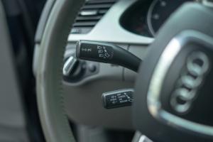 Zils Audi A4 2011 Rīga, ar dzinēja tilpumu 2.00 L un nobraukumu 307 tūkst. km par 5350 €, foto 37 vietnē AUTOMOTO.COM.LV