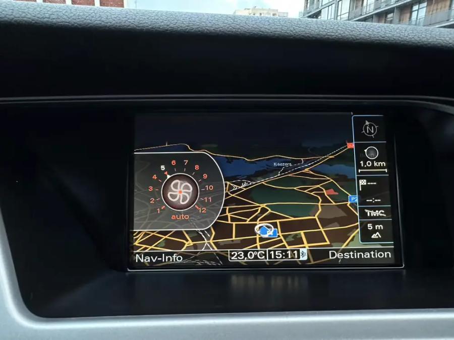 Zils Audi A4 2011 Rīga, ar dzinēja tilpumu 2.70 L un nobraukumu 343 tūkst. km par 4790 €, foto 19 vietnē AUTOMOTO.COM.LV