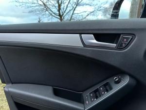 Zils Audi A4 2011 Rīga, ar dzinēja tilpumu 2.70 L un nobraukumu 343 tūkst. km par 4790 €, foto 24 vietnē AUTOMOTO.COM.LV