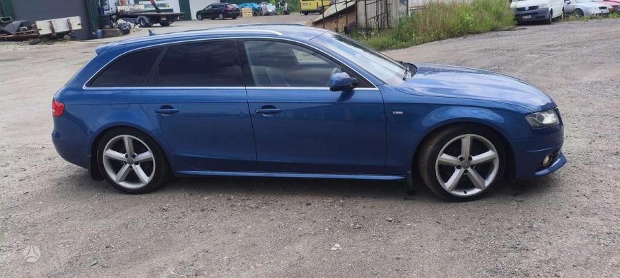 Zils Audi A4 2011 Kelmė, ar dzinēja tilpumu 1.97 L un nobraukumu 165 tūkst. km par 2390 €, foto 5 vietnē AUTOMOTO.COM.LV