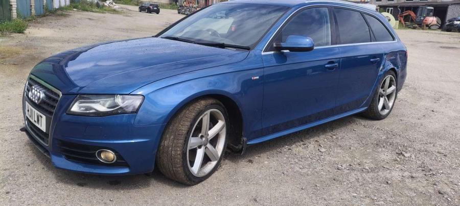 Zils Audi A4 2011 Kelmė, ar dzinēja tilpumu 1.97 L un nobraukumu 165 tūkst. km par 2390 €, foto 14 vietnē AUTOMOTO.COM.LV