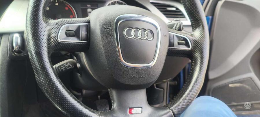 Zils Audi A4 2011 Kelmė, ar dzinēja tilpumu 1.97 L un nobraukumu 165 tūkst. km par 2390 €, foto 22 vietnē AUTOMOTO.COM.LV