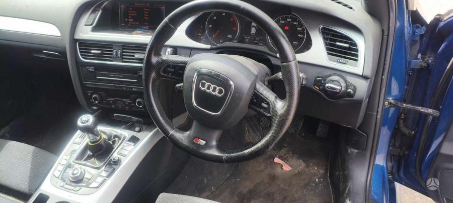 Zils Audi A4 2011 Kelmė, ar dzinēja tilpumu 1.97 L un nobraukumu 165 tūkst. km par 2390 €, foto 25 vietnē AUTOMOTO.COM.LV