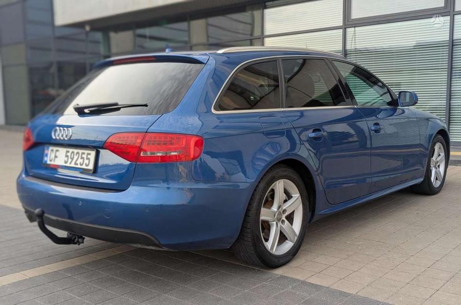 Zils Audi A4 2011 Kauņa, ar dzinēja tilpumu 1.97 L un nobraukumu 251 tūkst. km par 6500 €, foto 9 vietnē AUTOMOTO.COM.LV