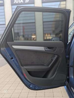 Zils Audi A4 2011 Kauņa, ar dzinēja tilpumu 1.97 L un nobraukumu 251 tūkst. km par 6500 €, foto 24 vietnē AUTOMOTO.COM.LV