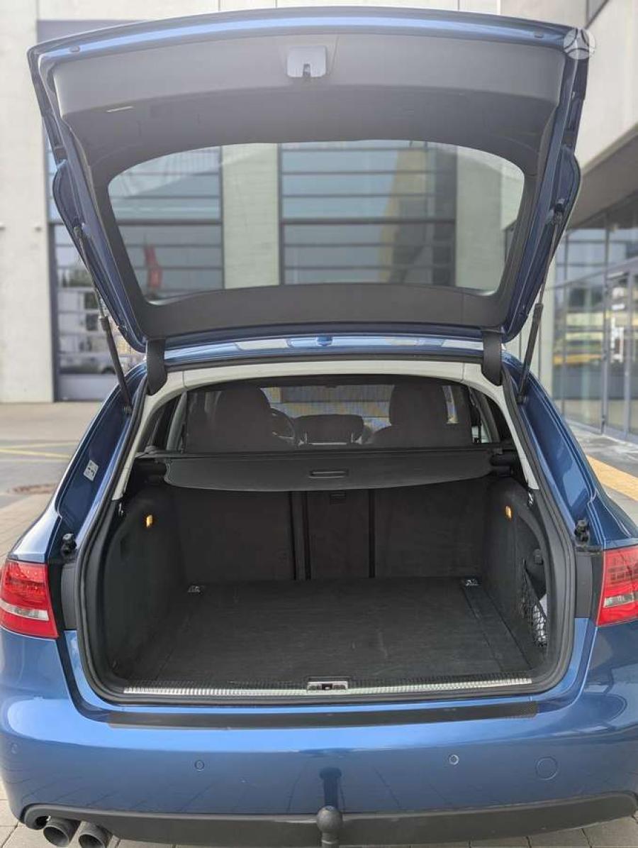 Zils Audi A4 2011 Kauņa, ar dzinēja tilpumu 1.97 L un nobraukumu 251 tūkst. km par 6500 €, foto 30 vietnē AUTOMOTO.COM.LV