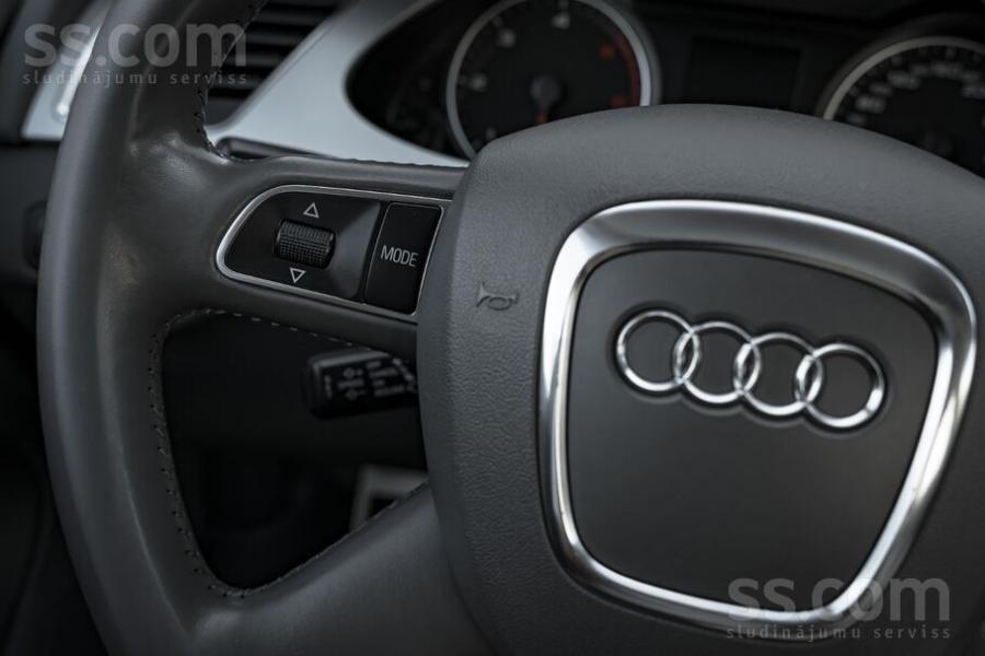 Zils Audi A4 2011 Rīga, ar dzinēja tilpumu 2.00 L un nobraukumu 335 tūkst. km par 6995 €, foto 19 vietnē AUTOMOTO.COM.LV