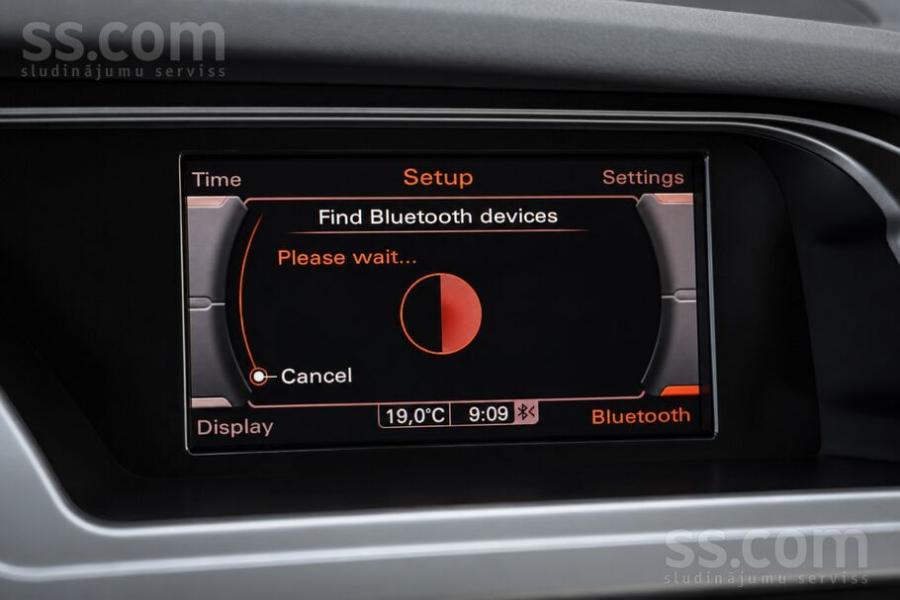 Zils Audi A4 2011 Rīga, ar dzinēja tilpumu 2.00 L un nobraukumu 335 tūkst. km par 6995 €, foto 25 vietnē AUTOMOTO.COM.LV