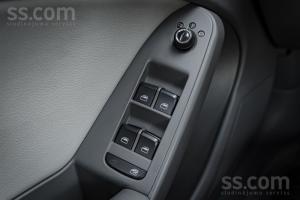 Zils Audi A4 2011 Rīga, ar dzinēja tilpumu 2.00 L un nobraukumu 335 tūkst. km par 6995 €, foto 28 vietnē AUTOMOTO.COM.LV