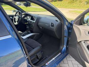 Blue Audi A4 2011 in Vilnius, with an engine capacity of 2.97 L and mileage of 296 thousand km for 4800 €, photo 12 on AUTOMOTO.COM.LV