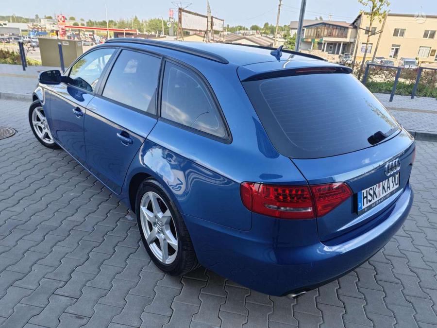Blue Audi A4 2011 in Vilnius, with an engine capacity of 3.00 L and mileage of 285 thousand km for 7490 €, photo 9 on AUTOMOTO.COM.LV