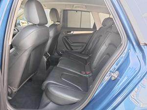 Blue Audi A4 2011 in Vilnius, with an engine capacity of 3.00 L and mileage of 285 thousand km for 7490 €, photo 34 on AUTOMOTO.COM.LV