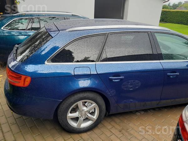 Blue Audi A4 2012 in Liepaja, with an engine capacity of 2.00 L and mileage of 159 thousand km for 8690 €, photo 4 on AUTOMOTO.COM.LV