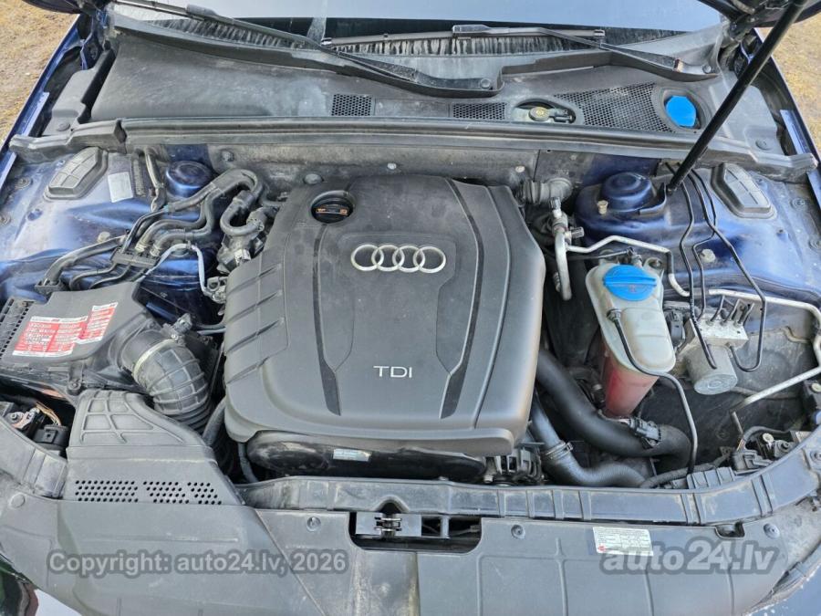 Zils Audi A4 2012 Tallina, ar dzinēja tilpumu 2.00 L un nobraukumu 352 tūkst. km par 7700 €, foto 13 vietnē AUTOMOTO.COM.LV