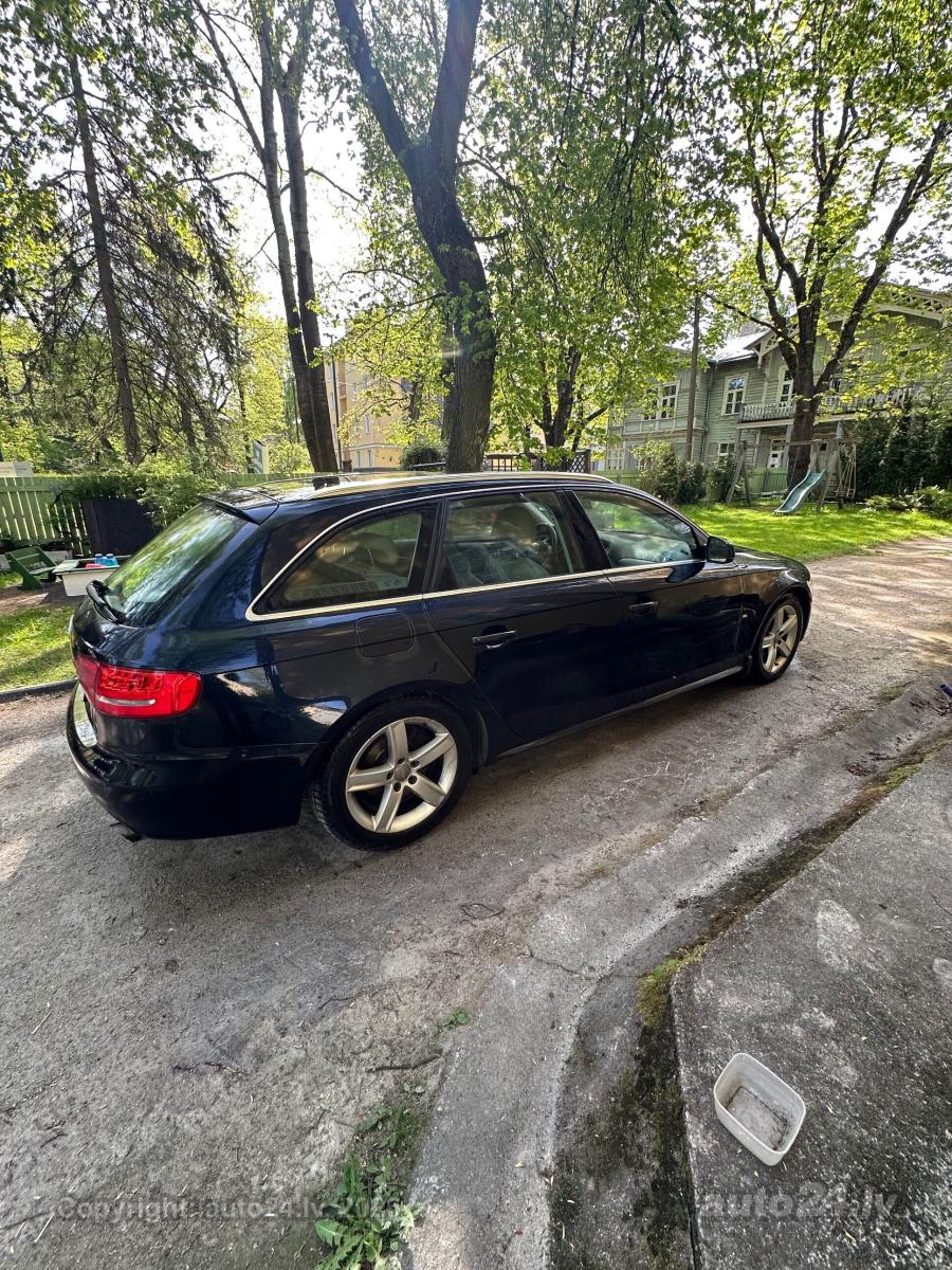Zils Audi A4 2012 Tallina, ar dzinēja tilpumu 2.00 L un nobraukumu 197 tūkst. km par 6500 €, foto 4 vietnē AUTOMOTO.COM.LV