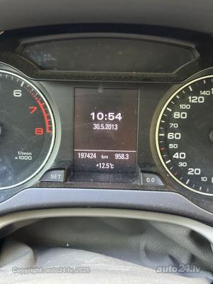 Zils Audi A4 2012 Tallina, ar dzinēja tilpumu 2.00 L un nobraukumu 197 tūkst. km par 6500 €, foto 7 vietnē AUTOMOTO.COM.LV