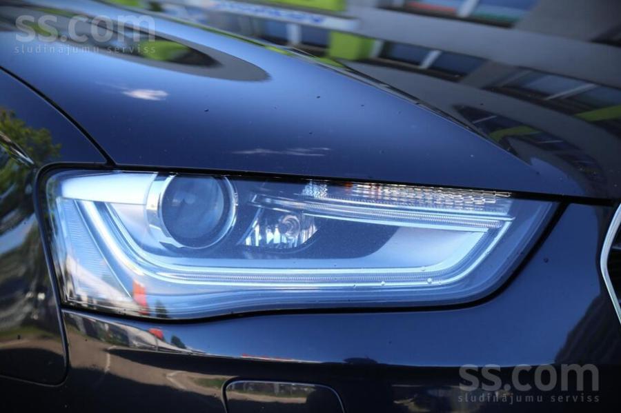 Zils Audi A4 2012 Rīga, ar dzinēja tilpumu 3.00 L un nobraukumu 326 tūkst. km par 7995 €, foto 28 vietnē AUTOMOTO.COM.LV