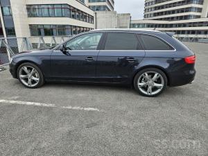 Zils Audi A4 2012 Rīga, ar dzinēja tilpumu 3.00 L un nobraukumu 301 tūkst. km par 9000 €, foto 4 vietnē AUTOMOTO.COM.LV
