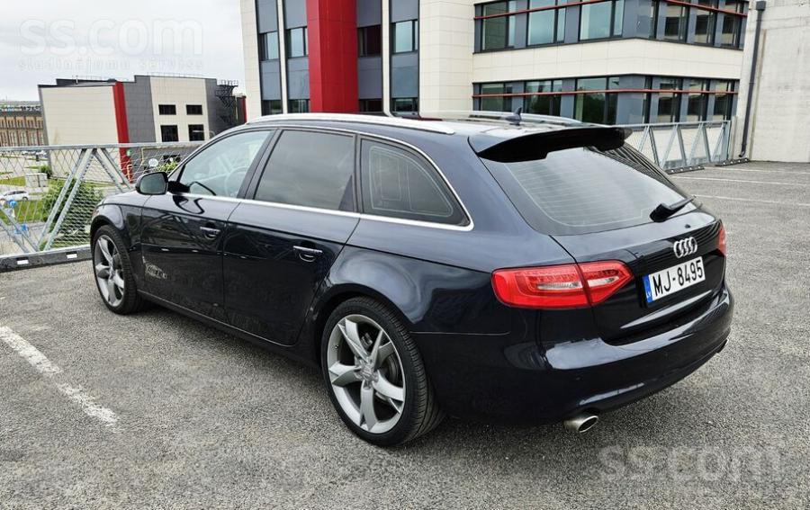 Zils Audi A4 2012 Rīga, ar dzinēja tilpumu 3.00 L un nobraukumu 301 tūkst. km par 9000 €, foto 5 vietnē AUTOMOTO.COM.LV