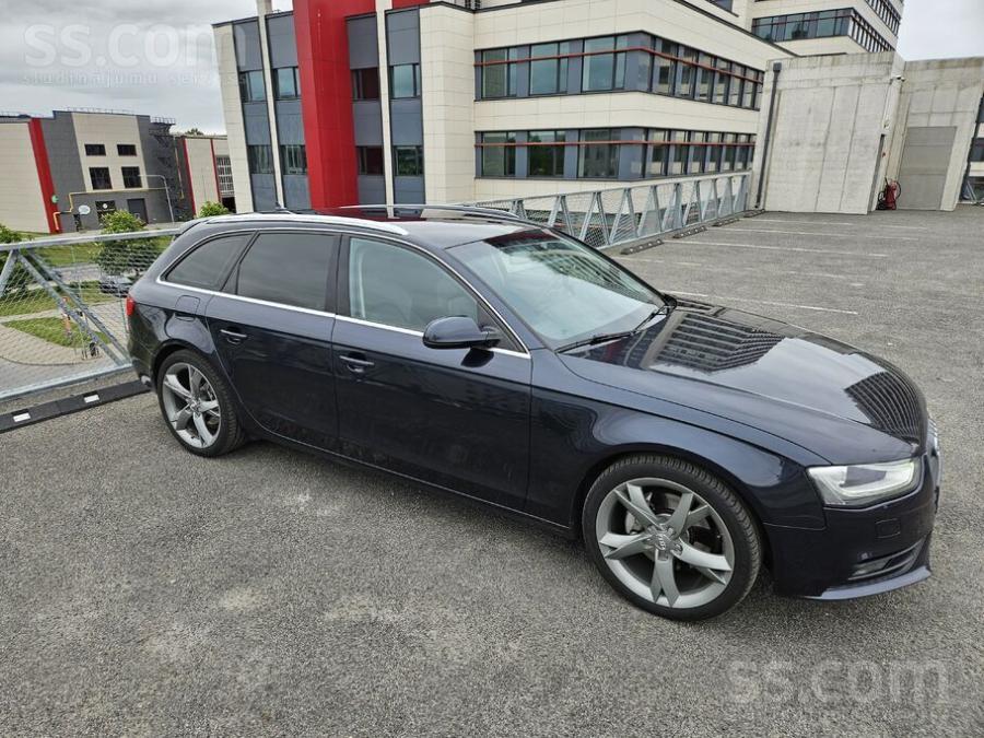 Zils Audi A4 2012 Rīga, ar dzinēja tilpumu 3.00 L un nobraukumu 301 tūkst. km par 9000 €, foto 10 vietnē AUTOMOTO.COM.LV