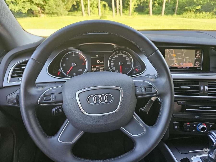 Blue Audi A4 2012 in Ukmerge, with an engine capacity of 1.97 L and mileage of 384 thousand km for 5900 €, photo 14 on AUTOMOTO.COM.LV