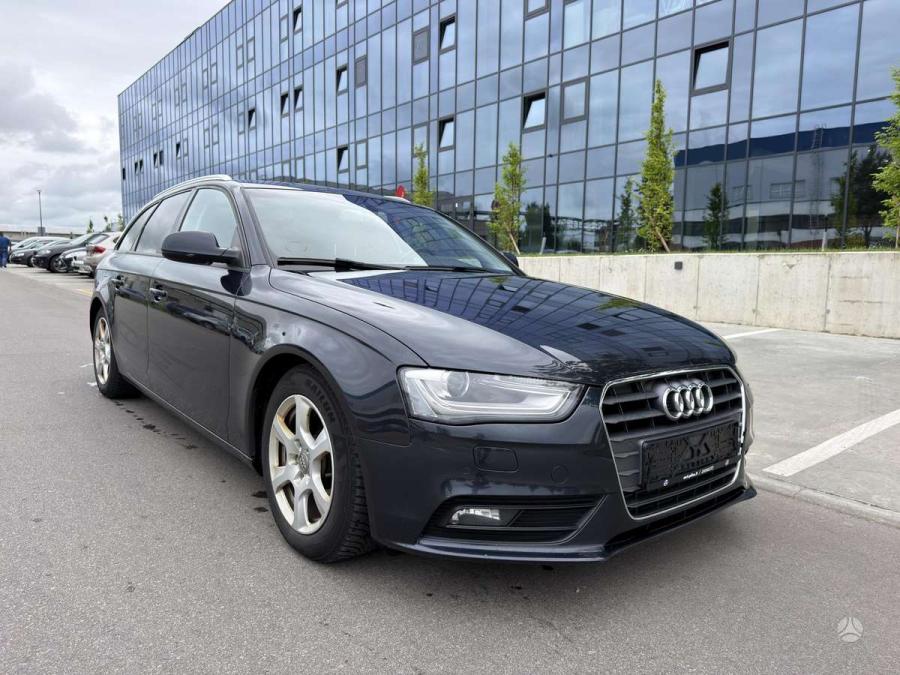 Zils Audi A4 2012 Panevēža, ar dzinēja tilpumu 1.97 L un nobraukumu 316 tūkst. km par 6250 €, foto 1 vietnē AUTOMOTO.COM.LV