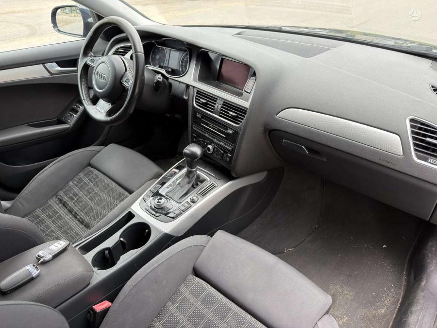 Zils Audi A4 2012 Panevēža, ar dzinēja tilpumu 1.97 L un nobraukumu 316 tūkst. km par 6250 €, foto 14 vietnē AUTOMOTO.COM.LV