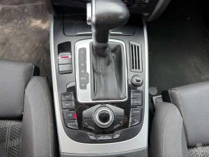 Zils Audi A4 2012 Panevēža, ar dzinēja tilpumu 1.97 L un nobraukumu 316 tūkst. km par 6250 €, foto 19 vietnē AUTOMOTO.COM.LV
