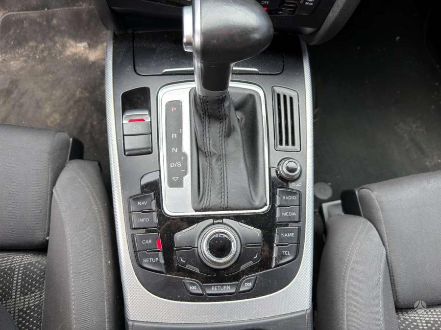Zils Audi A4 2012 Panevēža, ar dzinēja tilpumu 1.97 L un nobraukumu 316 tūkst. km par 6250 €, foto 19 vietnē AUTOMOTO.COM.LV