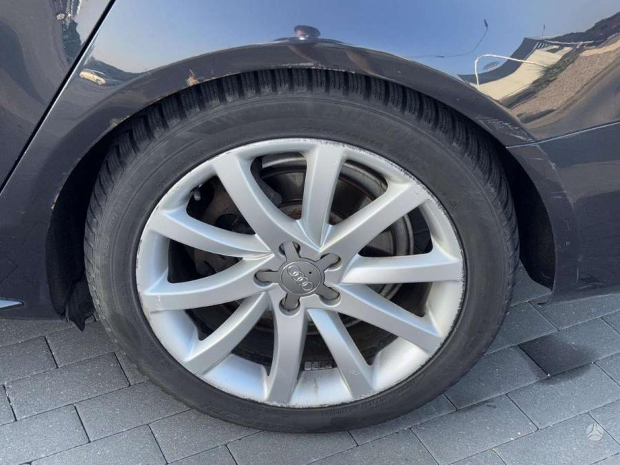 Zils Audi A4 2012 Jonava, ar dzinēja tilpumu 2.00 L un nobraukumu 333 tūkst. km par 6400 €, foto 8 vietnē AUTOMOTO.COM.LV