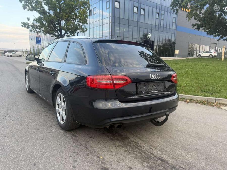 Blue Audi A4 2012 in Panevezys, with an engine capacity of 1.97 L and mileage of 316 thousand km for 5999 €, photo 8 on AUTOMOTO.COM.LV