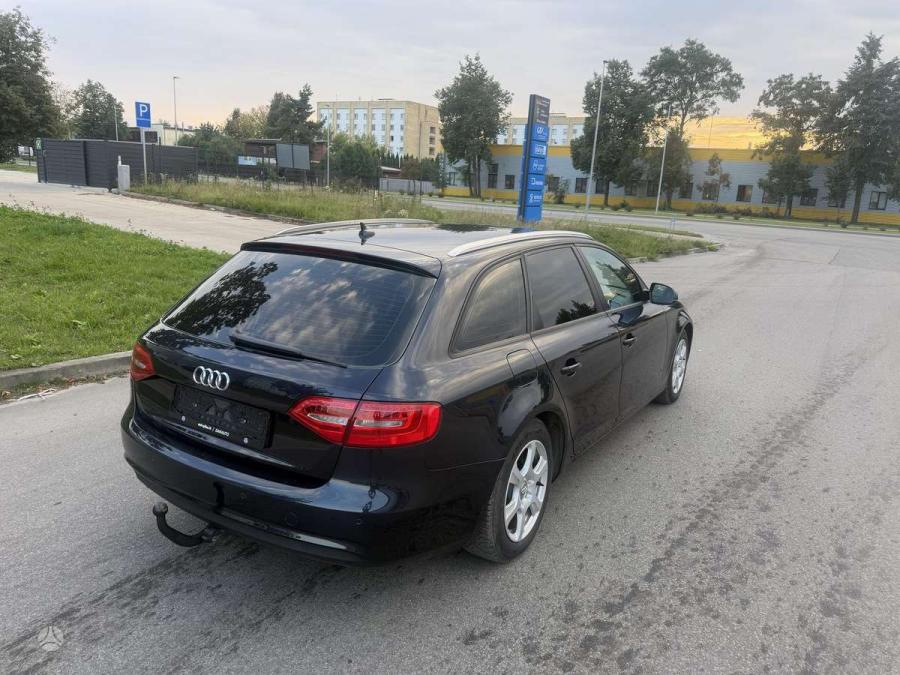 Blue Audi A4 2012 in Panevezys, with an engine capacity of 1.97 L and mileage of 316 thousand km for 5999 €, photo 10 on AUTOMOTO.COM.LV