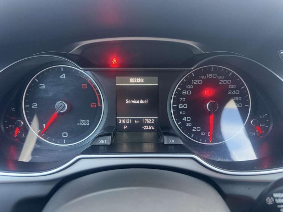 Blue Audi A4 2012 in Panevezys, with an engine capacity of 1.97 L and mileage of 316 thousand km for 5999 €, photo 24 on AUTOMOTO.COM.LV