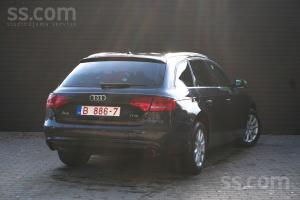 Zils Audi A4 2012 Rīga, ar dzinēja tilpumu 1.80 L un nobraukumu 284 tūkst. km par 7390 €, foto 4 vietnē AUTOMOTO.COM.LV