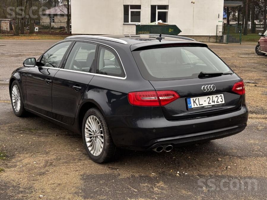 Zils Audi A4 2013 Rīga, ar dzinēja tilpumu 2.00 L un nobraukumu 314 tūkst. km par 6800 €, foto 4 vietnē AUTOMOTO.COM.LV