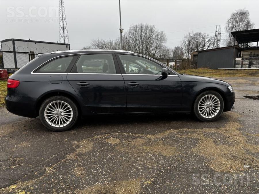 Zils Audi A4 2013 Rīga, ar dzinēja tilpumu 2.00 L un nobraukumu 314 tūkst. km par 6800 €, foto 6 vietnē AUTOMOTO.COM.LV