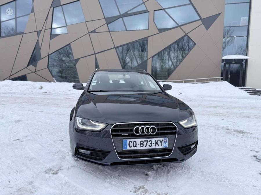 Blue Audi A4 2013 in Siauliai, with an engine capacity of 1.97 L and mileage of 250 thousand km for 6700 €, photo 2 on AUTOMOTO.COM.LV