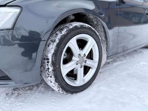 Blue Audi A4 2013 in Siauliai, with an engine capacity of 1.97 L and mileage of 250 thousand km for 6700 €, photo 6 on AUTOMOTO.COM.LV