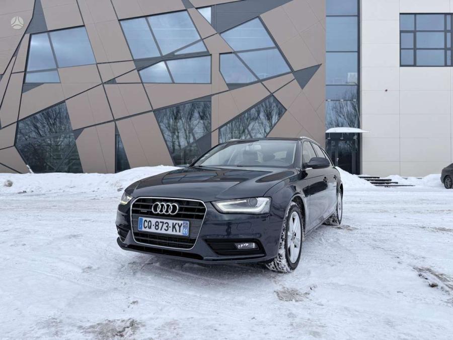 Blue Audi A4 2013 in Siauliai, with an engine capacity of 1.97 L and mileage of 250 thousand km for 6700 €, photo 7 on AUTOMOTO.COM.LV