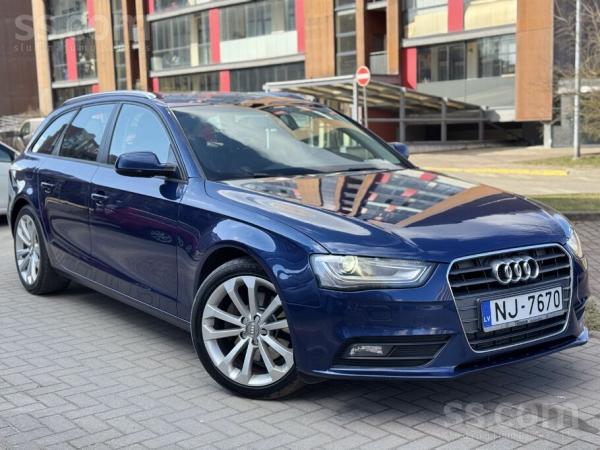 Zils Audi A4 2013 Rīga, ar dzinēja tilpumu 3.00 L un nobraukumu 340 tūkst. km par 5990 €, foto 1 vietnē AUTOMOTO.COM.LV