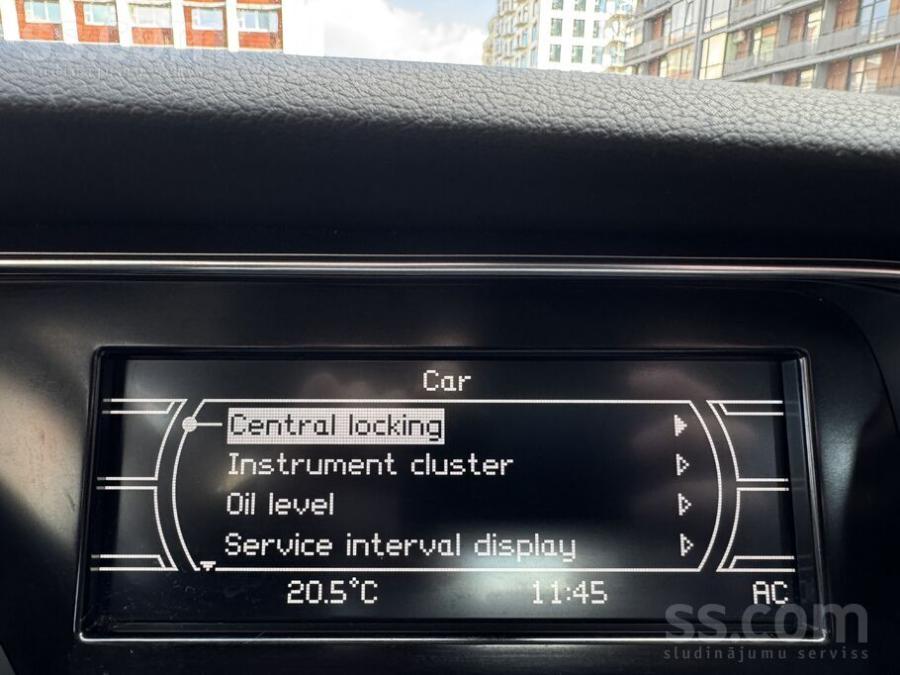 Blue Audi A4 2013 in Riga, with an engine capacity of 3.00 L and mileage of 340 thousand km for 5990 €, photo 23 on AUTOMOTO.COM.LV