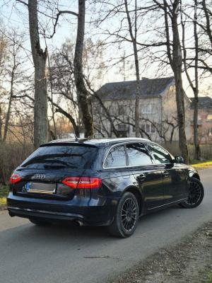Zils Audi A4 2013 Prienai, ar dzinēja tilpumu 1.80 L un nobraukumu 280 tūkst. km par 5900 €, foto 6 vietnē AUTOMOTO.COM.LV